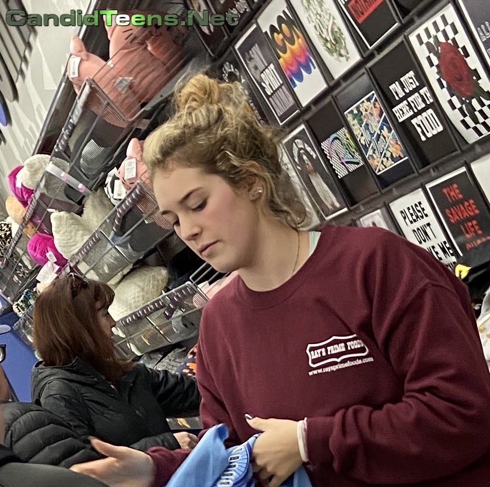 Tight Jeans And Big Ass Highschool Girl Candid Teens