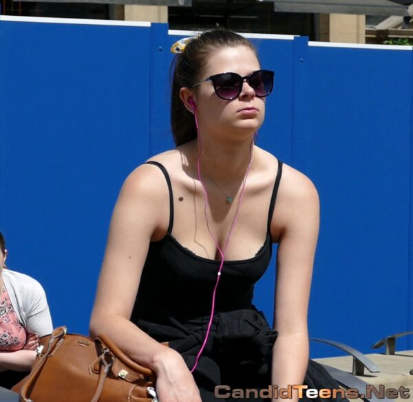 Down blouse candid teens hot boobs - Candid Teens