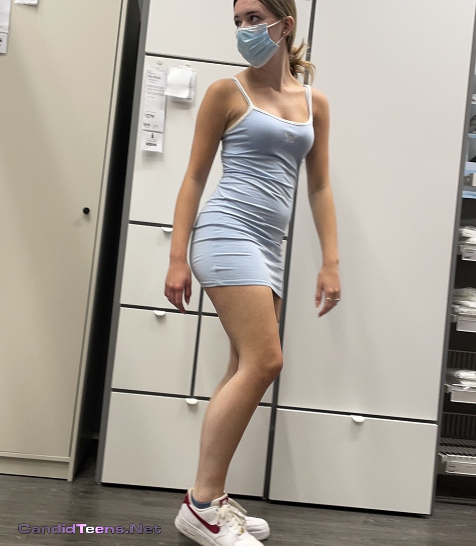 Masked Teen In Sexy Short Skirt Candid Teens