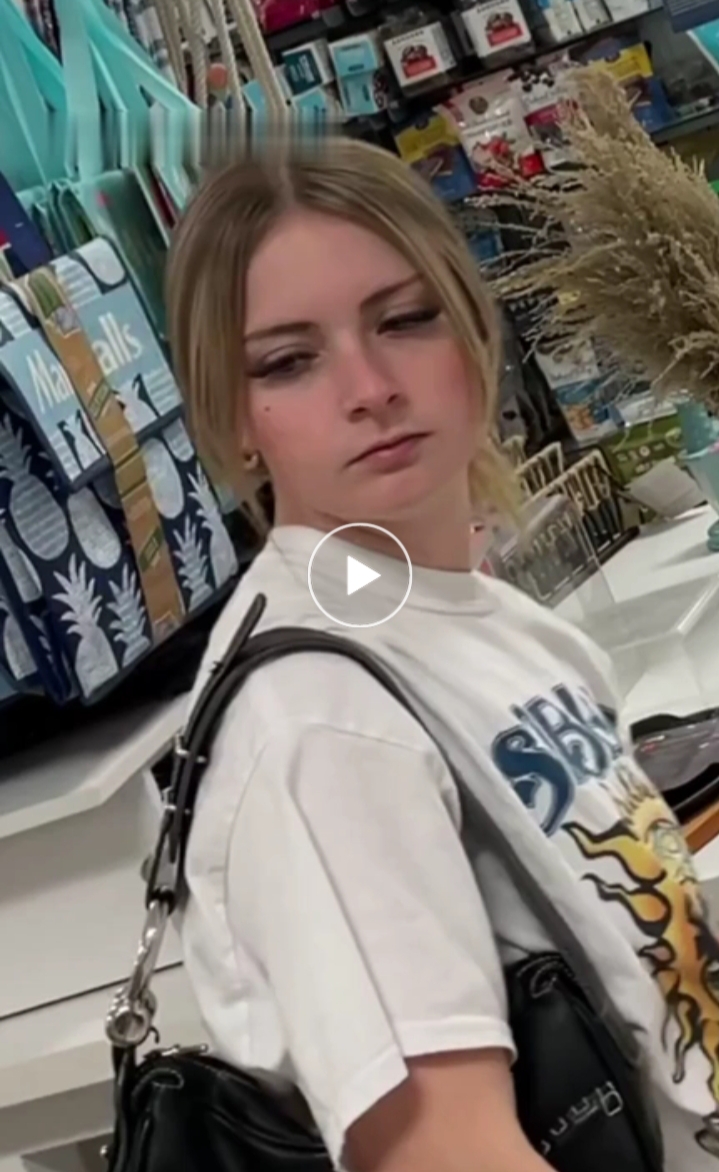 Tight Spandex Candid Teens