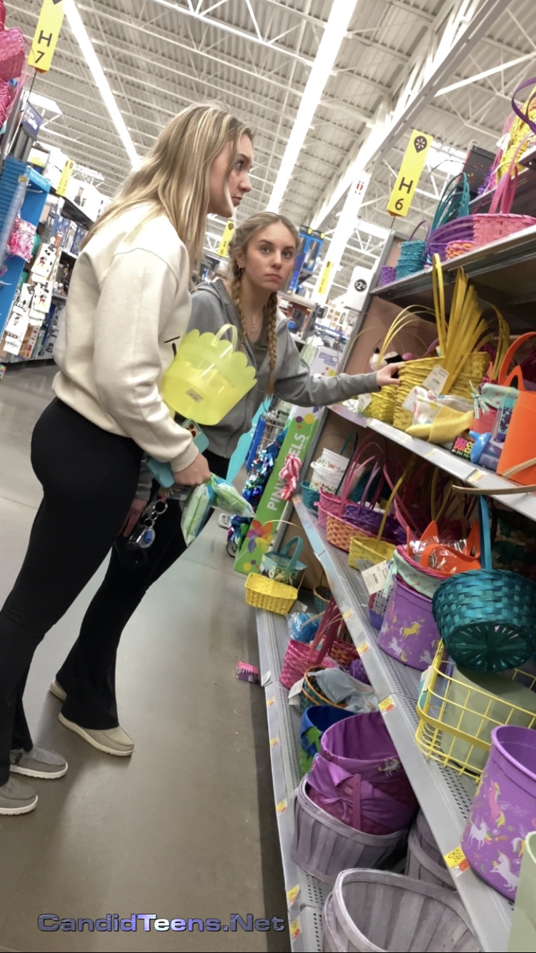 Legging Candid Tight Ass Teen Store Creepshots Candid Teens
