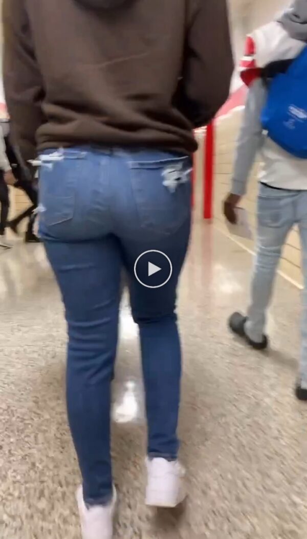 Hs Ass Candid Teens