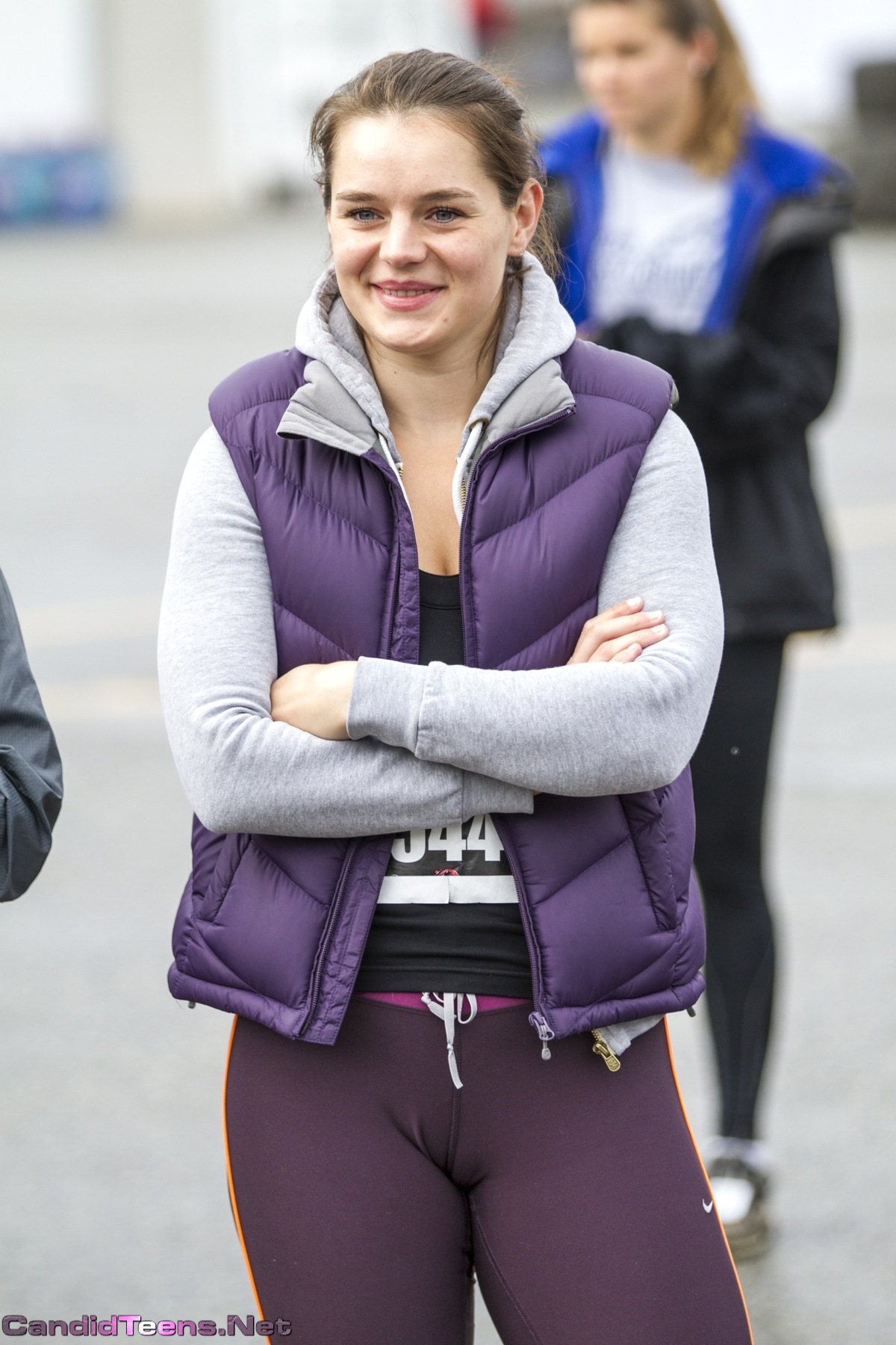 Top 10 candid girls wet cameltoe & tight pussy - Candid Teens