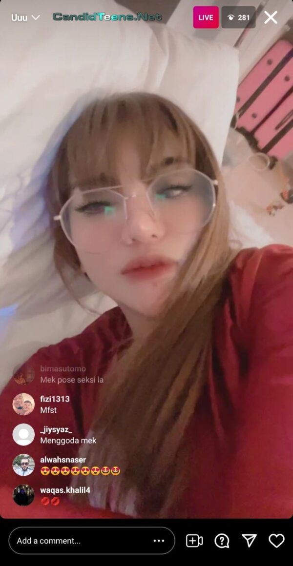 Nip slip screenshots from insta live - Candid Teens