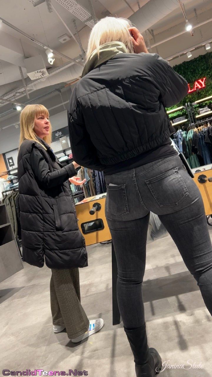 Tight Jeans Blonde Girl Candid Ass Candid Teens