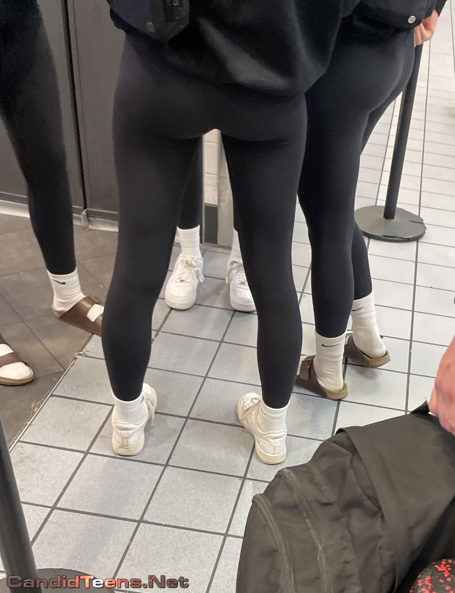 Todays Two Sexy Candid Girls In Leggings Candid Teens